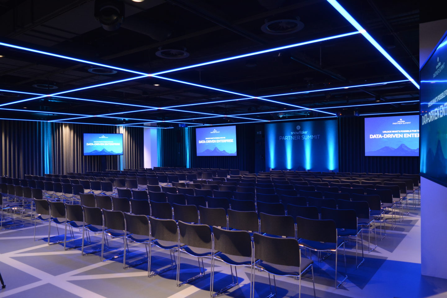 Illuminate Event Space at the Science Museum | Moving Venue