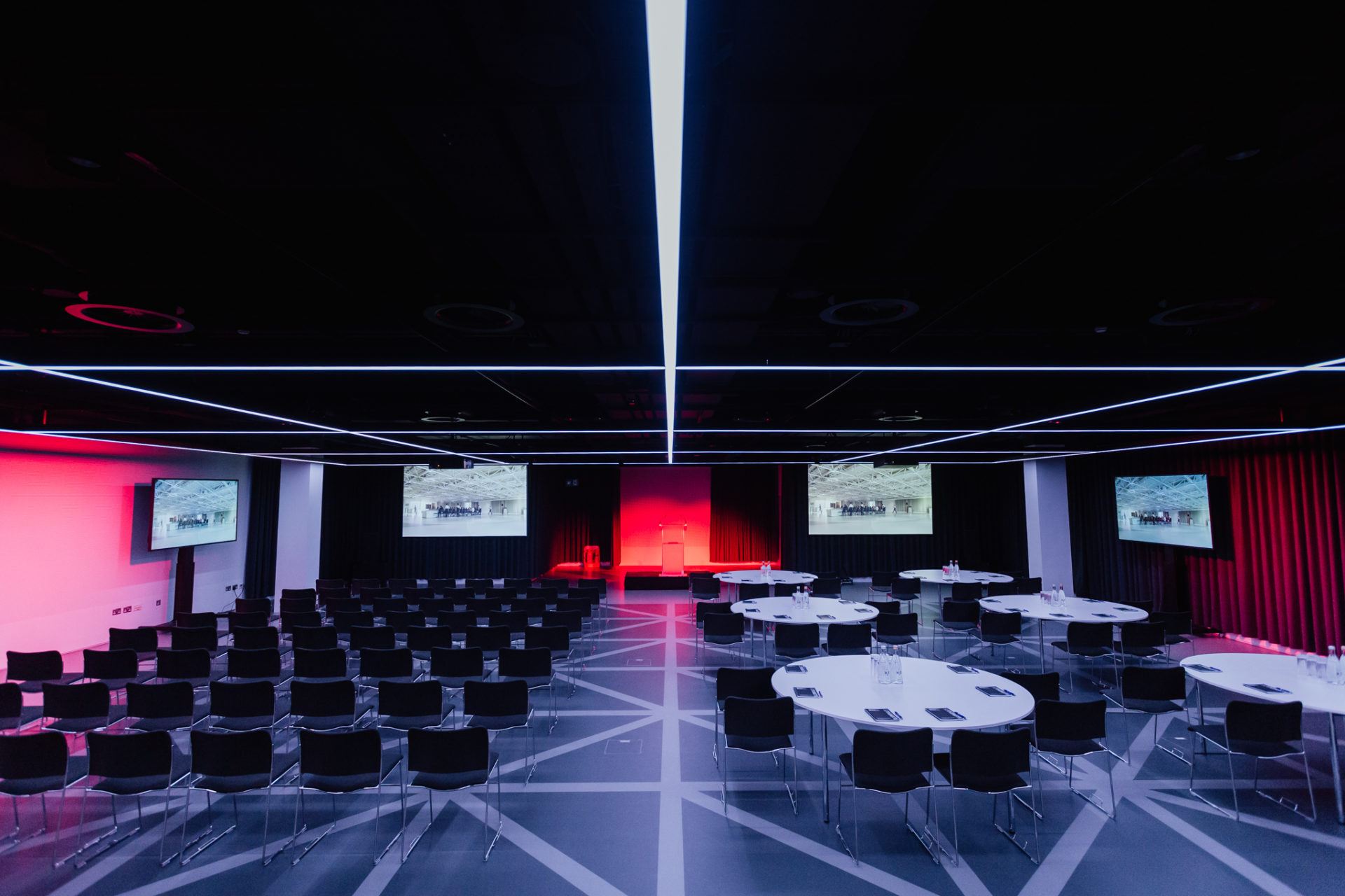 Top 5 Conference Venues | Moving Venue
